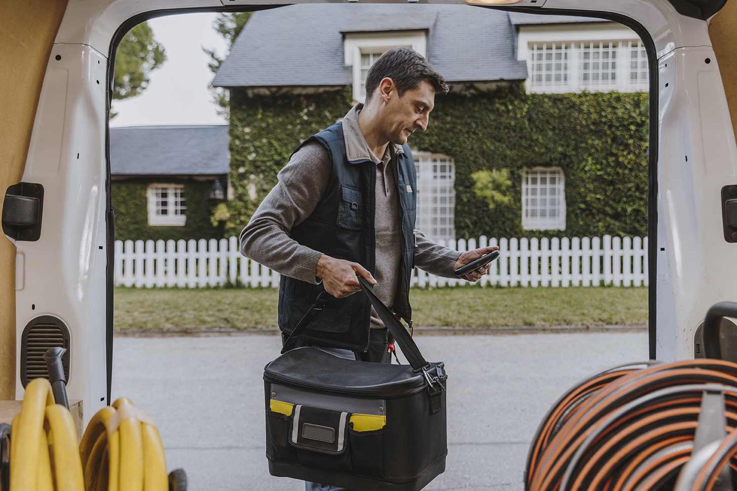 Elektrofahrzeuge in Handwerksbetrieben - Webfleet