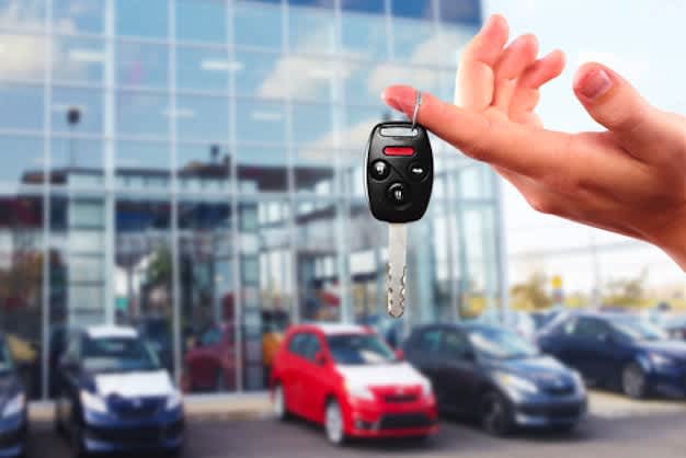 What is a fleet lease vehicle? And should you lease or buy?